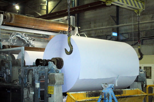 Une bobine de papier pèse 8 tonnes : Les secrets de fabrication des ...